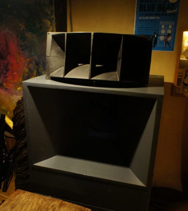 スピーカー配線交換・・・「A7と向き合い始めます。」 – Neuf / RISE (Third Technology)